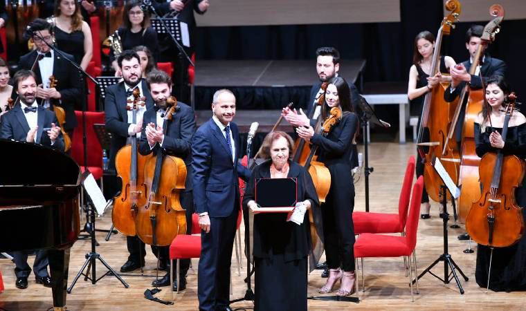 “Piyano Çalmak Güzelliklerde Yaşamaktır” - Son Dakika Türkiye Haberleri ...