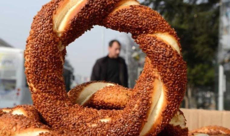 İstanbul'da bazı semtlerde simit yüzde 50 zamlı - Son Dakika Ekonomi ...