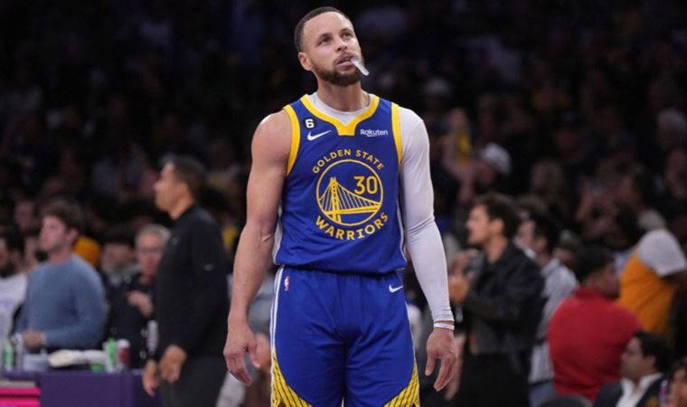 NBA'de Stephen Curry'nin 'triple double'ı Golden State Warriors'a ...