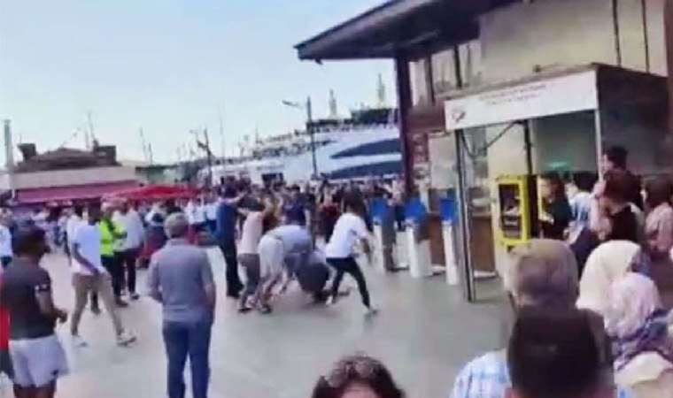 Meydan savaşı gibi 'yolcu kapma' kavgası: Polis havaya ateş açtı! - Son ...