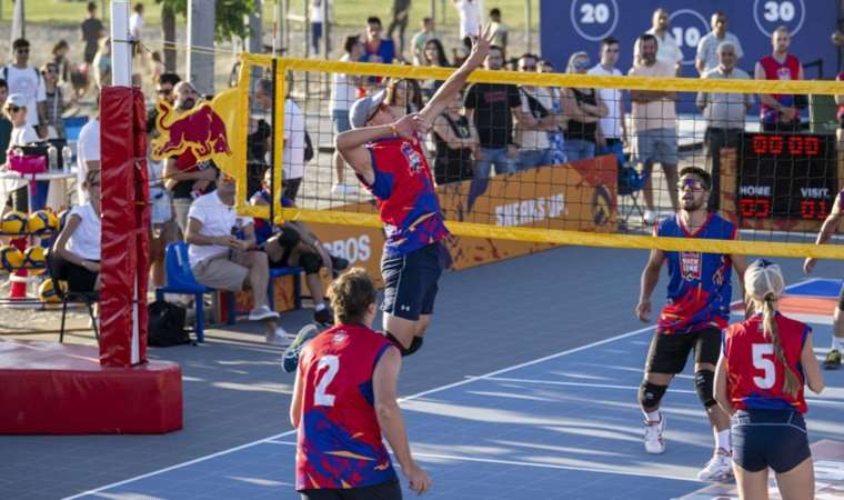 Red Bull Back Line’da İzmir Elemeleri'nin kazananları belli oldu - Son ...