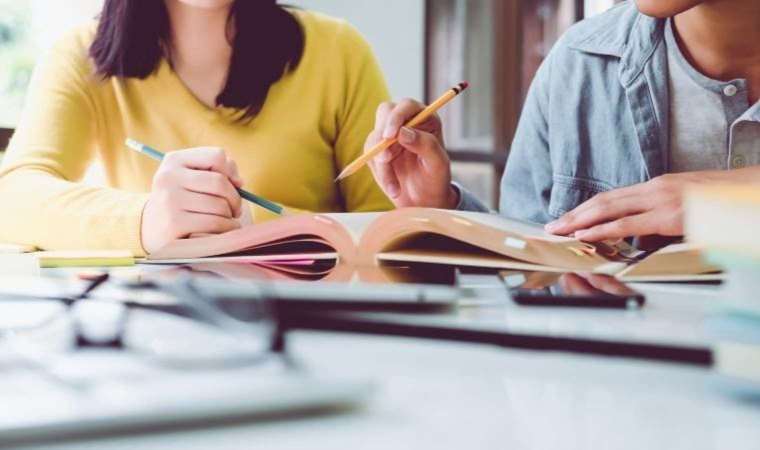 MEB'den öğrenci ve velilere 'merdiven altı' kurs uyarısı - Son Dakika ...