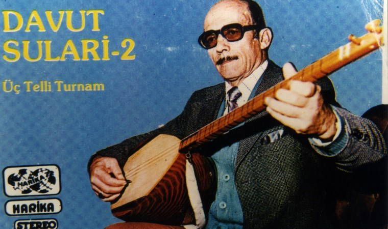 Gezgin bir âşık: Davud Sulari - Son Dakika Cumhuriyet Pazar Haberleri ...