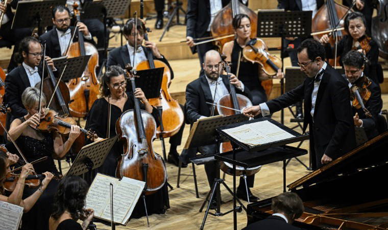 CSO, konser sezonunu Rus piyanist Lugansky ile açtı - Son Dakika Kültür ...