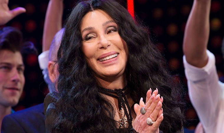 Victoria's Secret'ın ikonik defilesinde Cher sahne alacak - Son Dakika ...