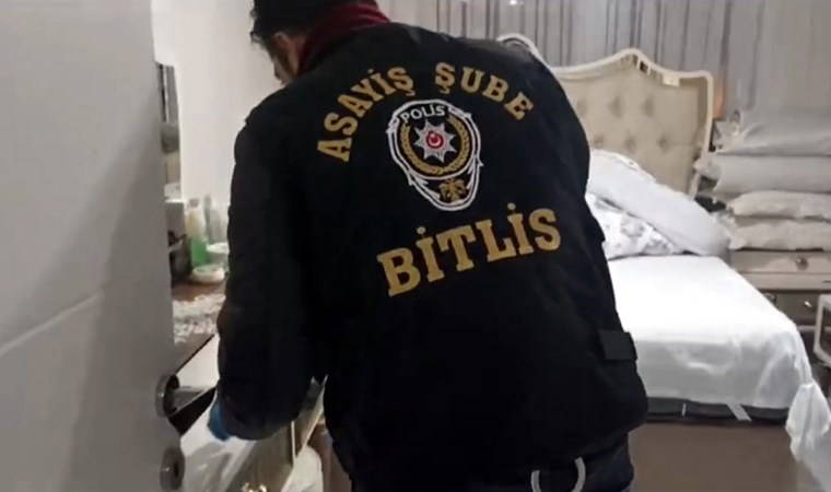 Bitlis merkezli eş zamanlı 'fuhuş' operasyonu: 9 zanlı yakalandı, 12 ...