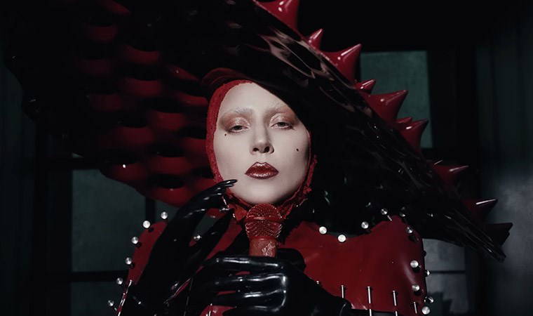 Lady Gaga'dan ücretsiz halk konseri verdi: 2,1 milyon kişi izlemeye ...